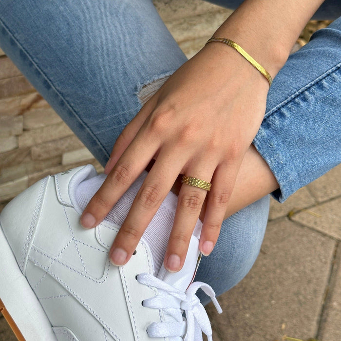 18k Pinky Ring Textured Ring Gold Midi Rings Textured Ring Textured ...